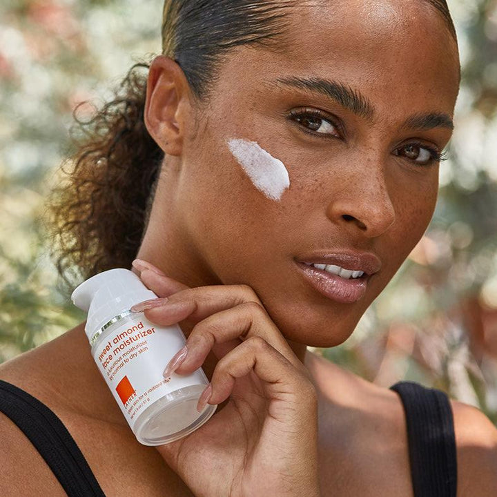 Daily Defense Mineral SPF 50 Facial Sunscreen – LATHER